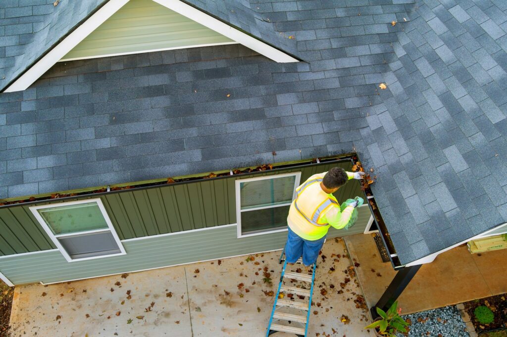 Gutter Cleaning Fort Worth - Grizzly Brothers Gutters